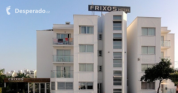 Jaké to vlastně je na dovolené v kyperském Frixos Suites Hotel ...